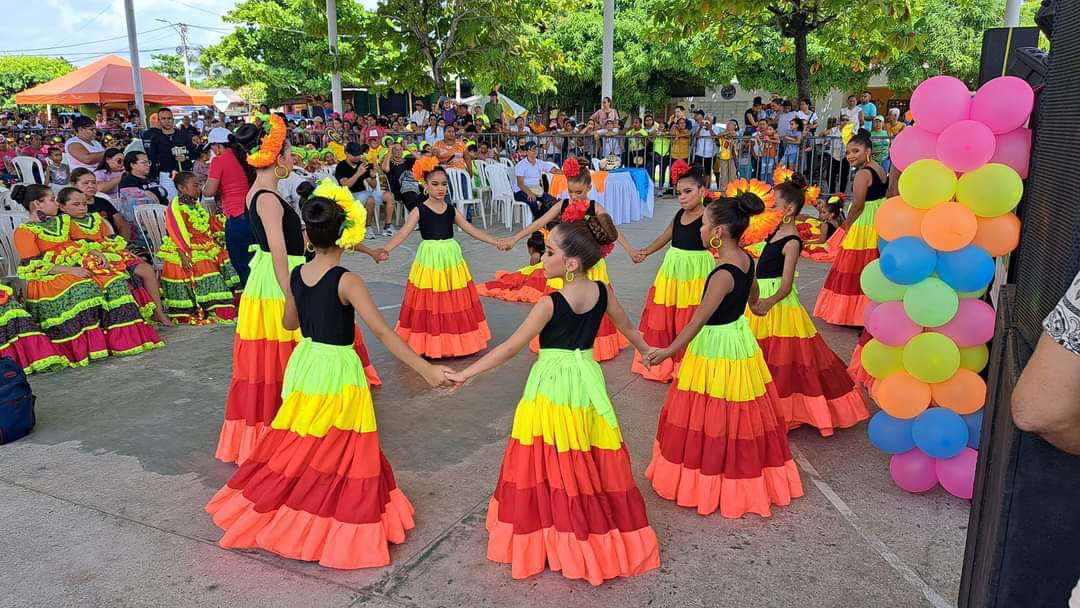 III Festival Departamental de Danzas Folclóricas y Rondas Infantiles ...