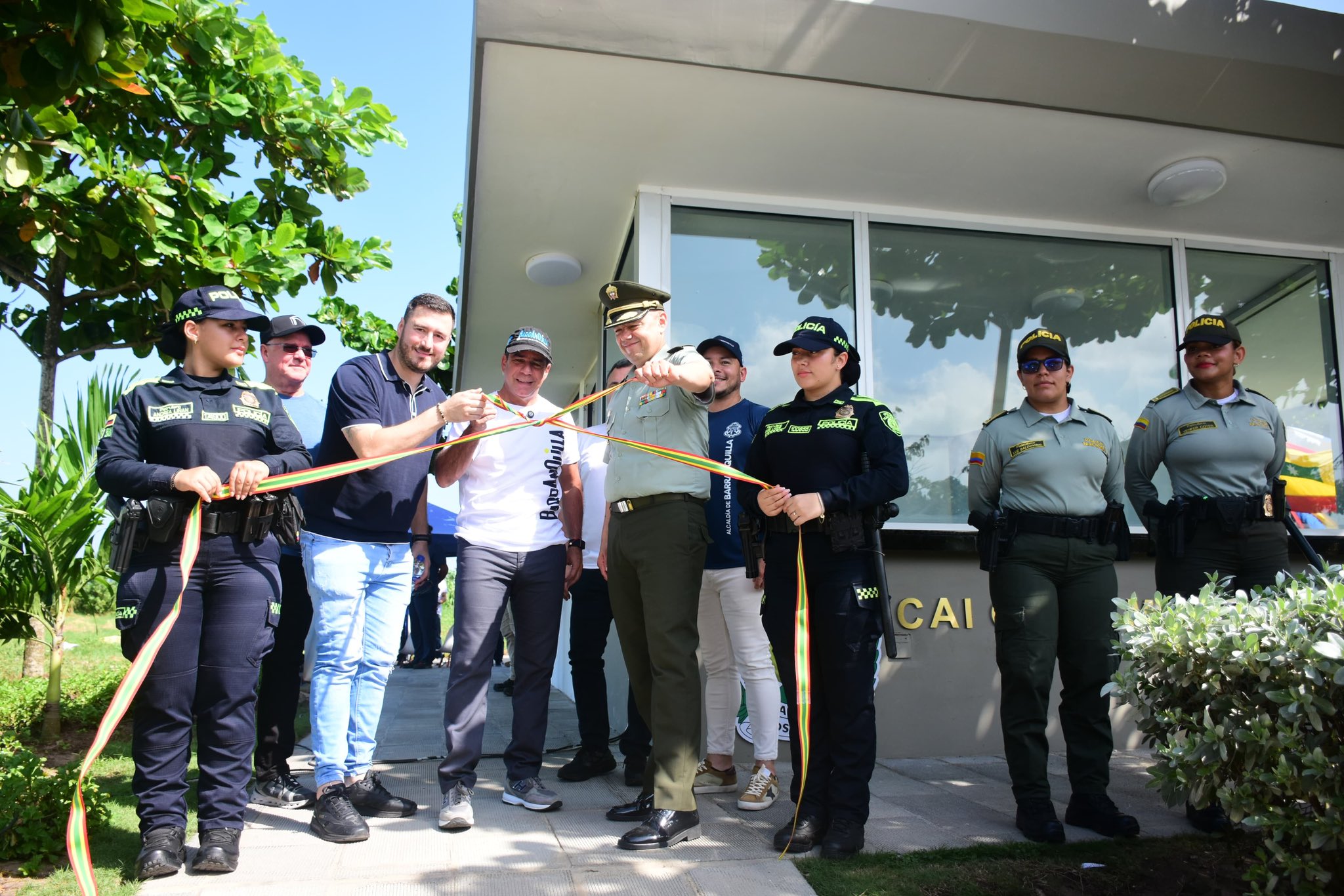 “Queremos que barranquilleros y turistas se sientan seguros”: alcalde ...
